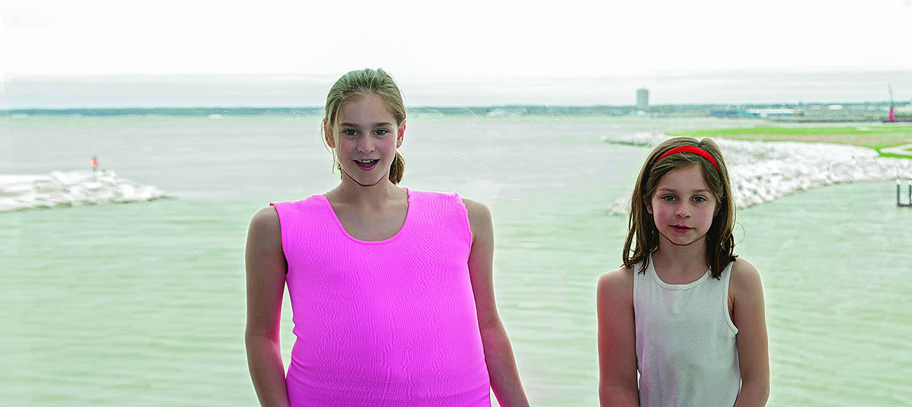 Using Photoshop’s Content Aware Scale and Content Aware Move